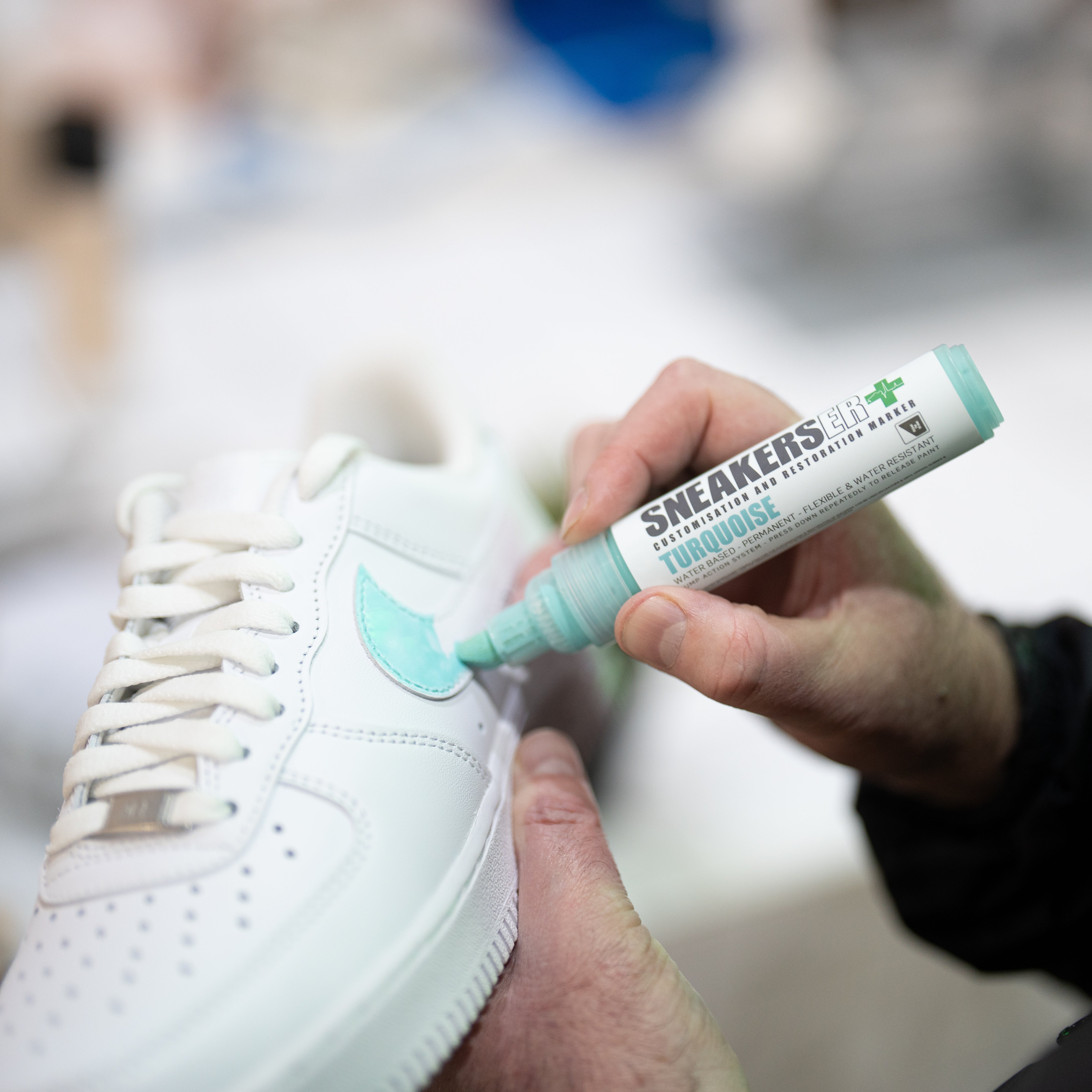 CUSTOM PAINT MARKER PEN: BLUE – Sneakers ER