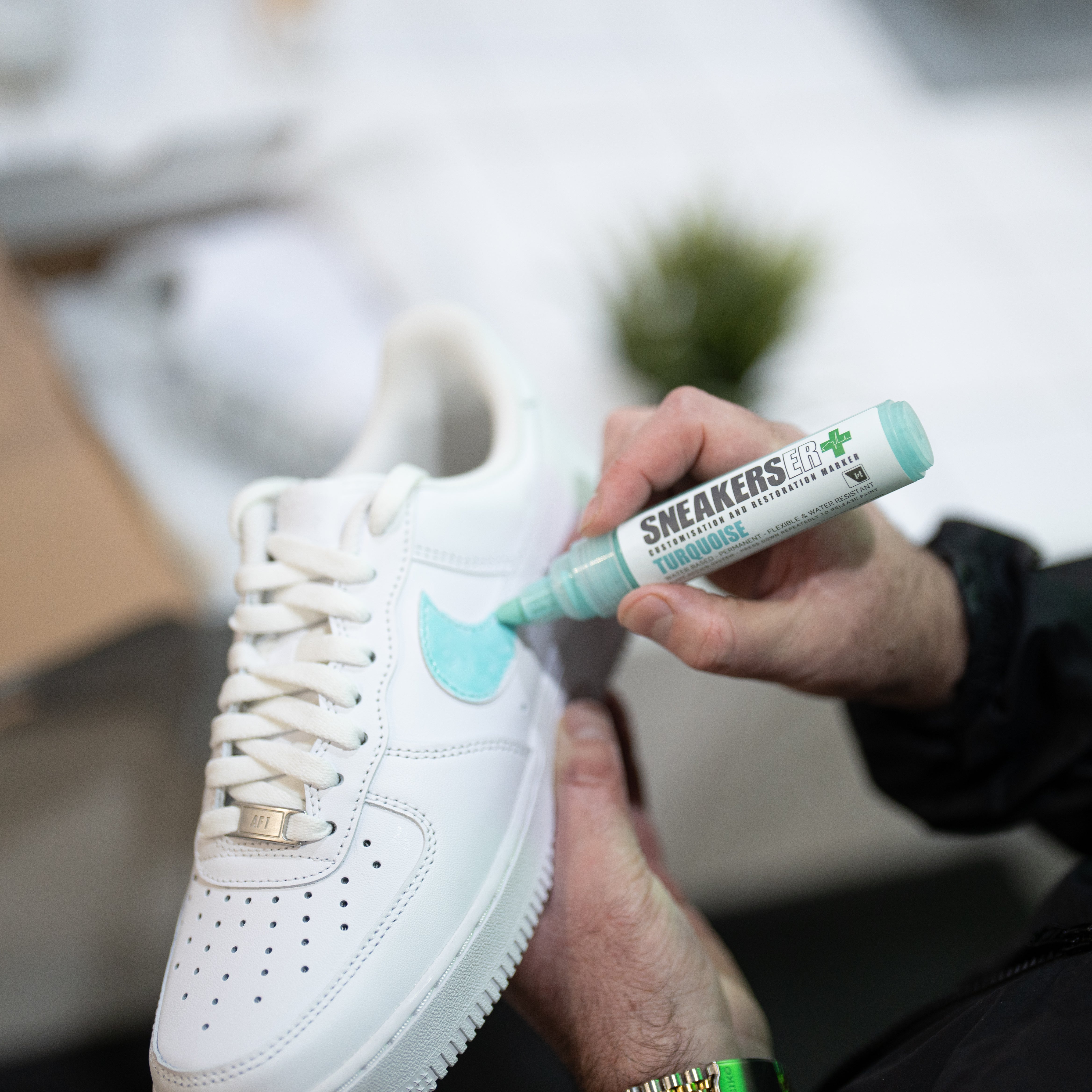 CUSTOM PAINT MARKER PEN: BLUE – Sneakers ER